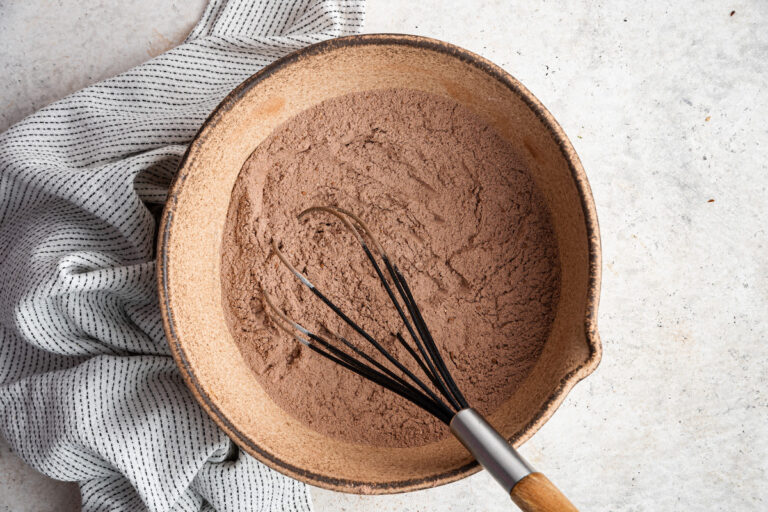 Healthy Chocolate Crinkle Cookies - Eating Bird Food