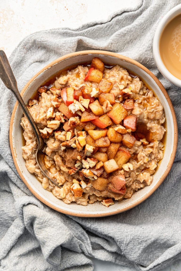 Apple Cinnamon Baked Steel Cut Oatmeal
