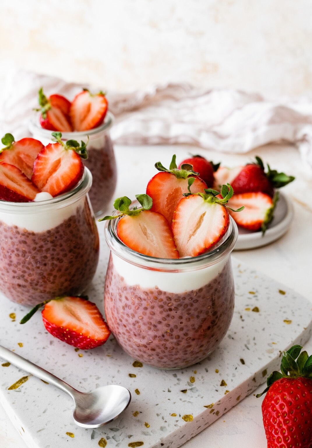 Strawberry Chia Pudding - Eating Bird Food