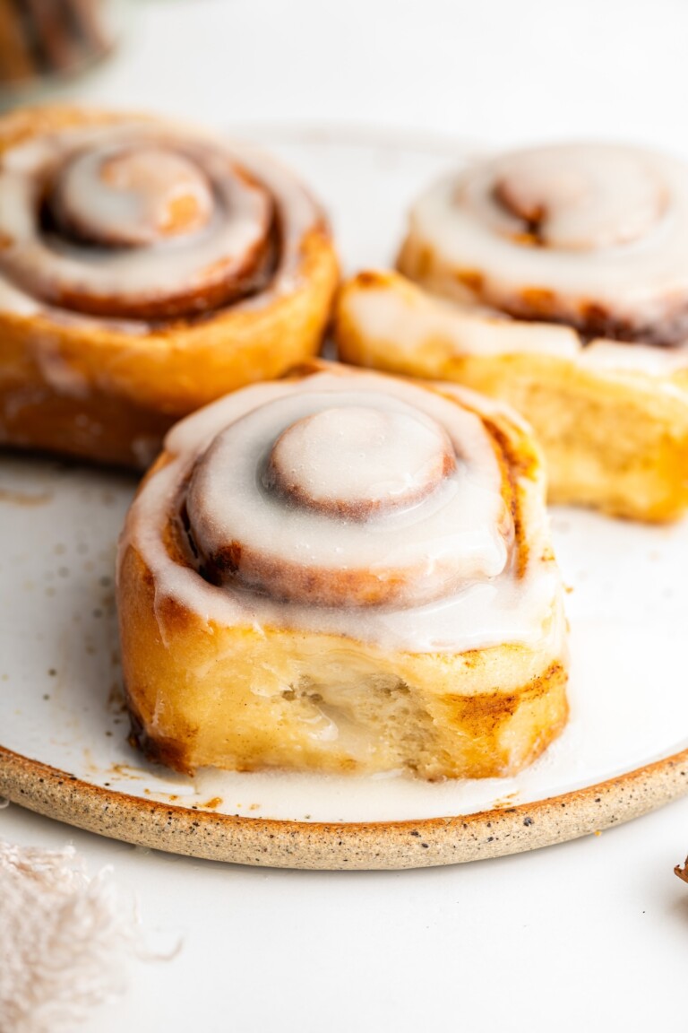 The BEST Protein Cinnamon Rolls (No Yeast) - Eating Bird Food