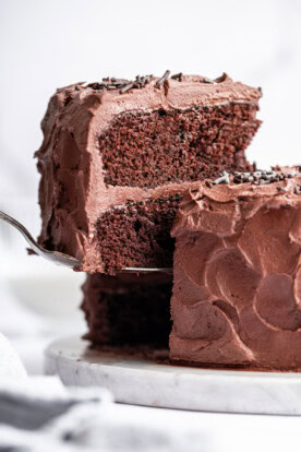 The BEST Healthy Chocolate Cake (Super Moist!) - Eating Bird Food