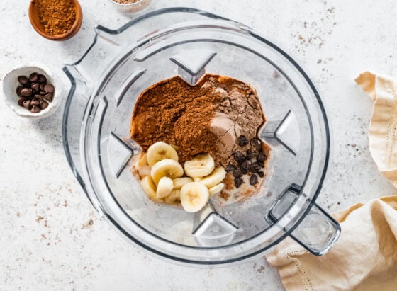 Thin Mint Protein Shake (Over 20g Protein) - Eating Bird Food