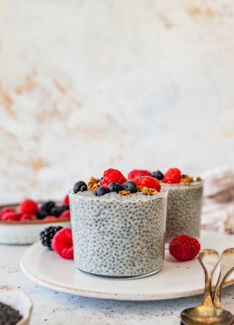 3-Ingredient Basil Seed Pudding (High-Fiber) - Eating Bird Food