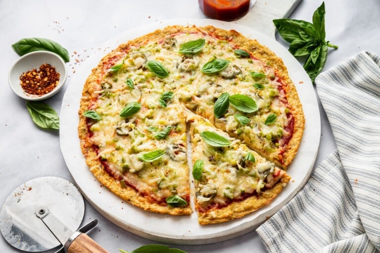 Chicken Crust Pizza Recipe (Low-Carb & High-Protein) - Eating Bird Food