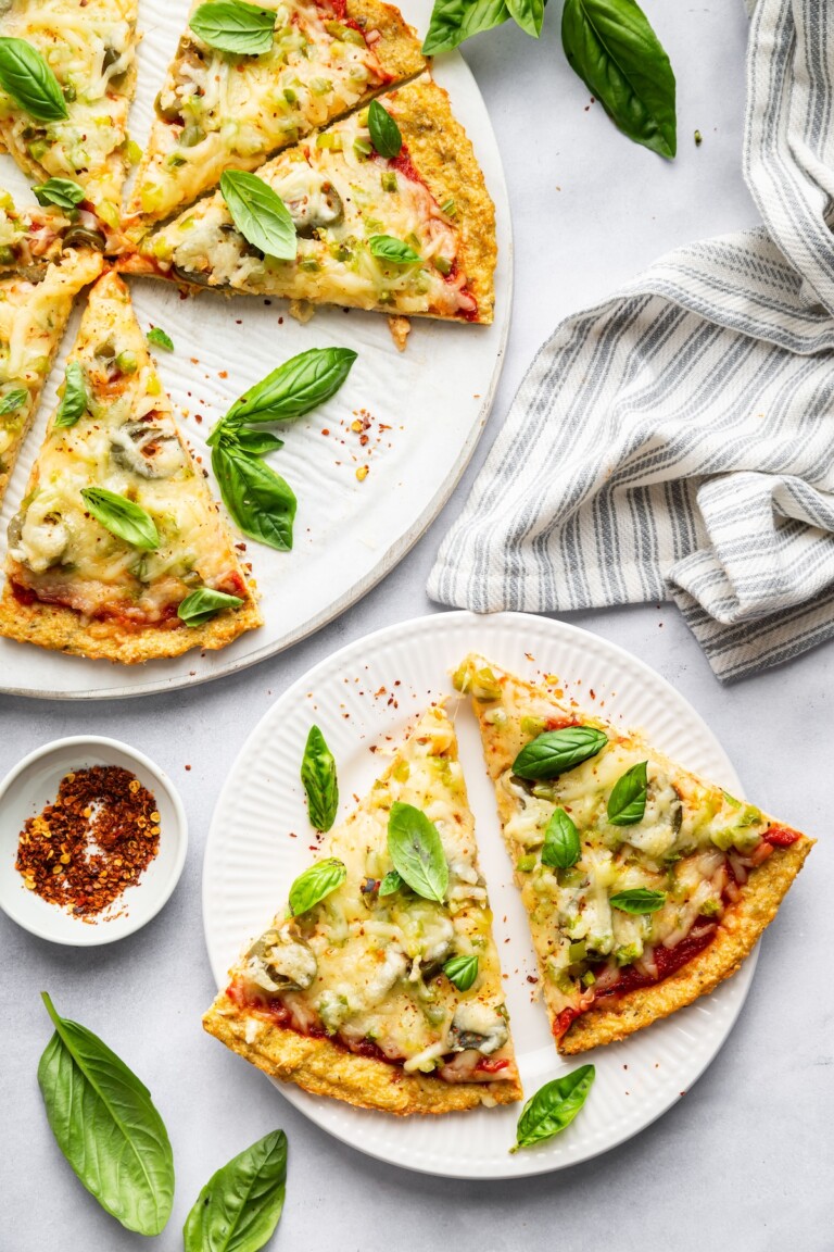 Chicken Crust Pizza Recipe (Low-Carb & High-Protein) - Eating Bird Food