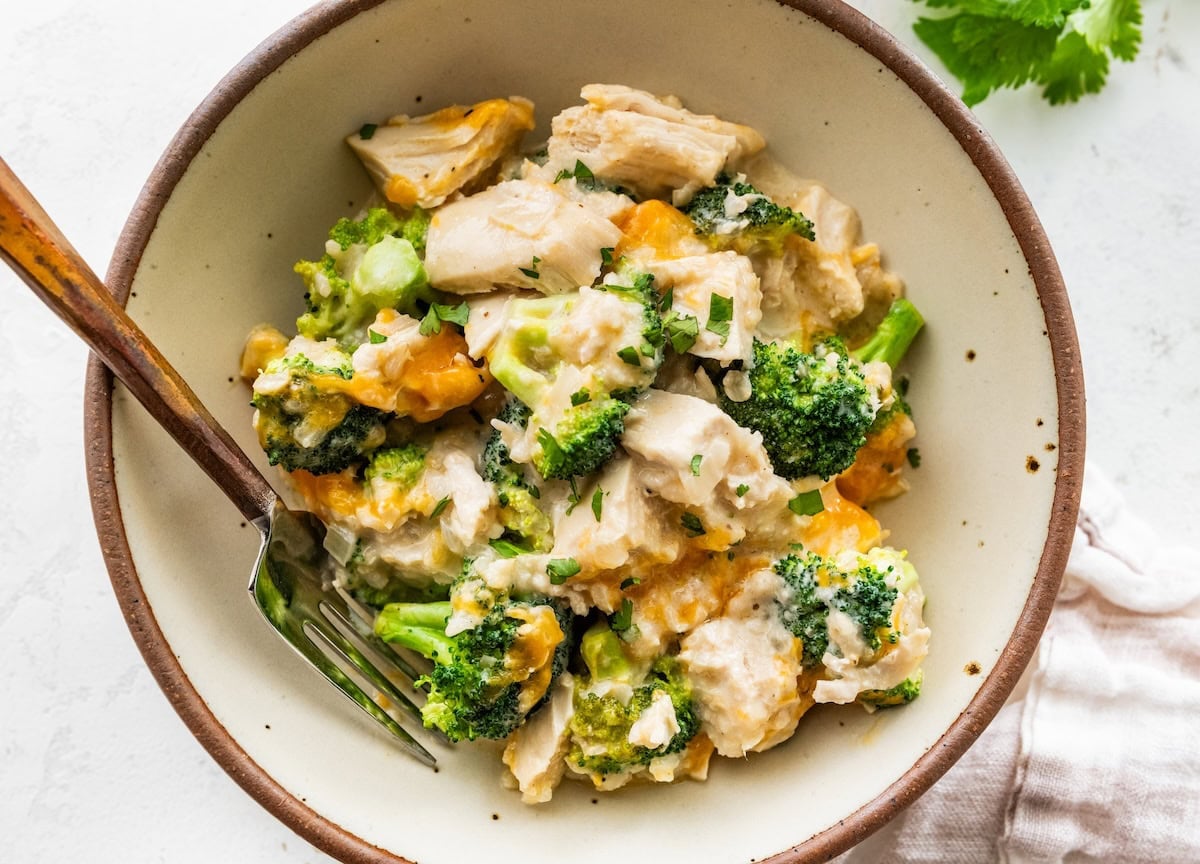 Slow Cooker Chicken and Rice with Broccoli and Cheddar - Eating Bird Food